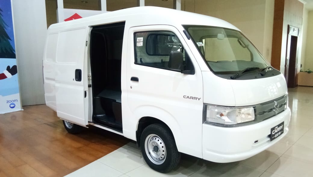 Ramaikan Industri Komersil, Suzuki Luncurkan New Carry Minibus dan ...